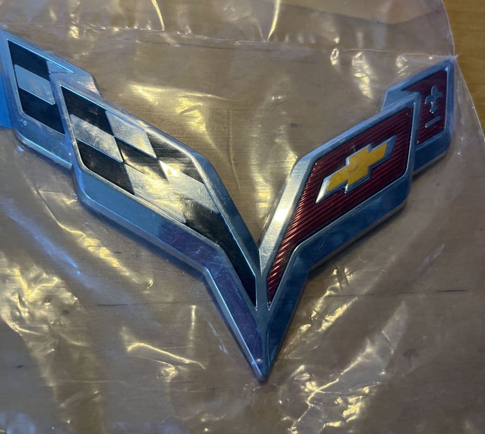 2014-2019 C7 GM 23168616 GM 84658776 adhesive 6"x4 25 EMBLEM New