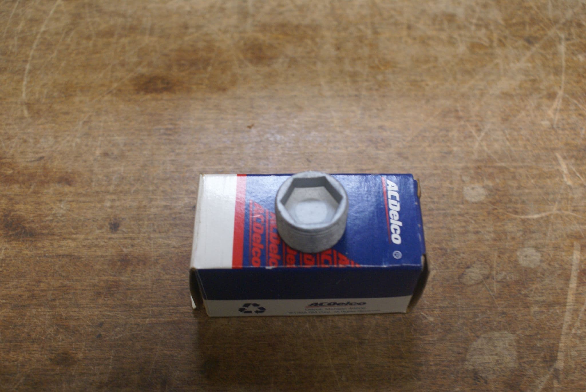 C4 Corvette ZR-1 Transmission Oil Drain Plug GM 10140673 New