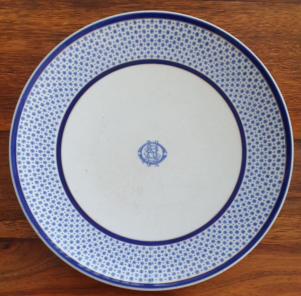 Rare White Star Line Snowflake Pattern Dinner Plate