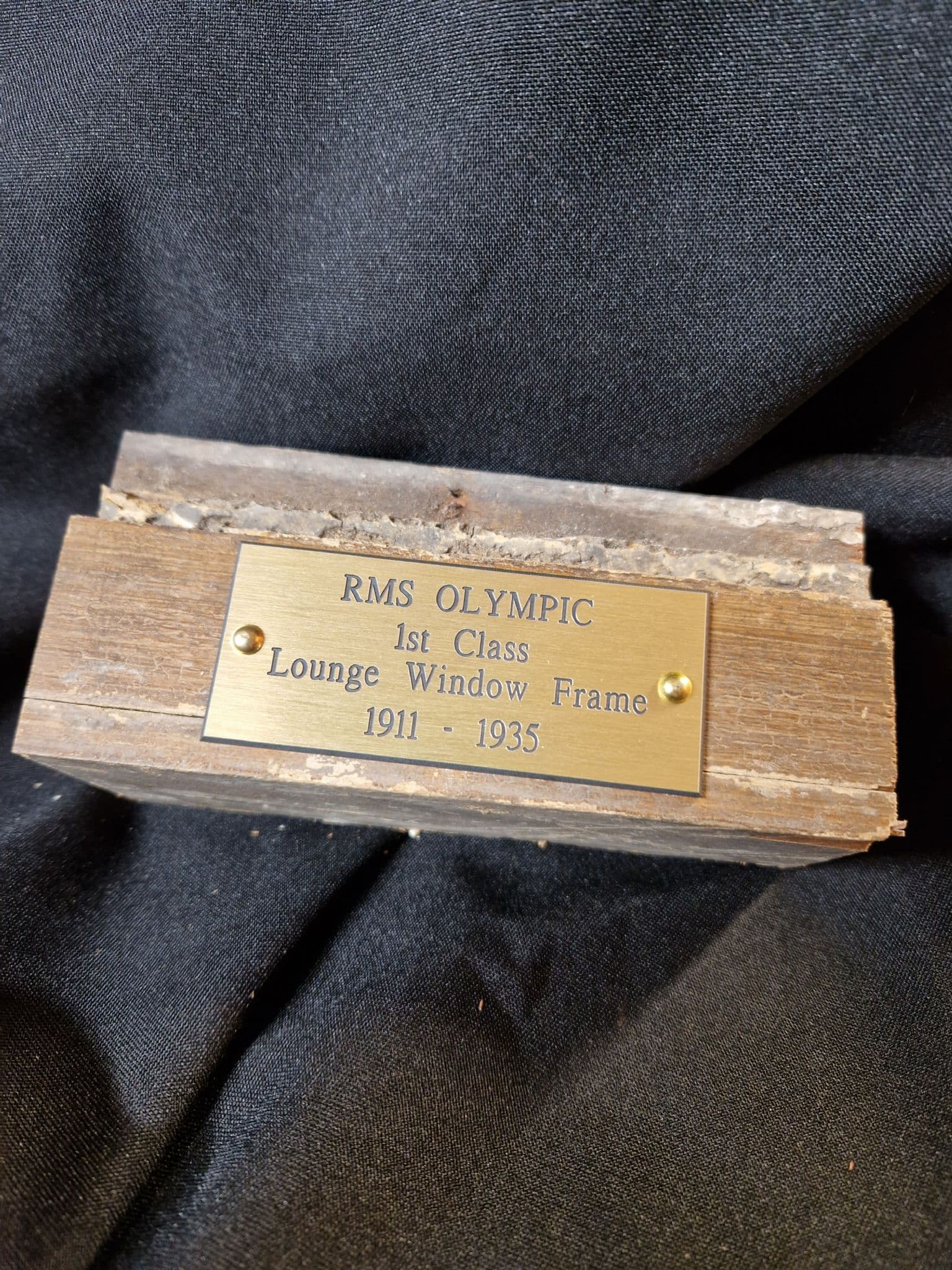 RMS Olympic 1st class lounge window frame 6 inches