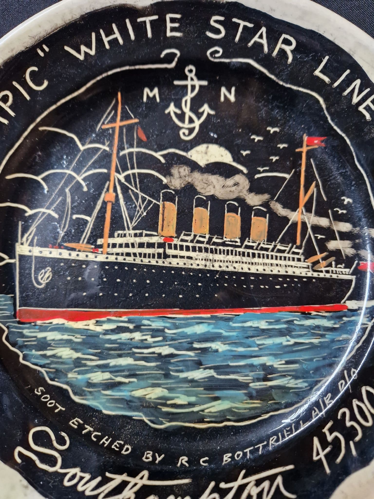RMS Olympic commemorative ceramic plate