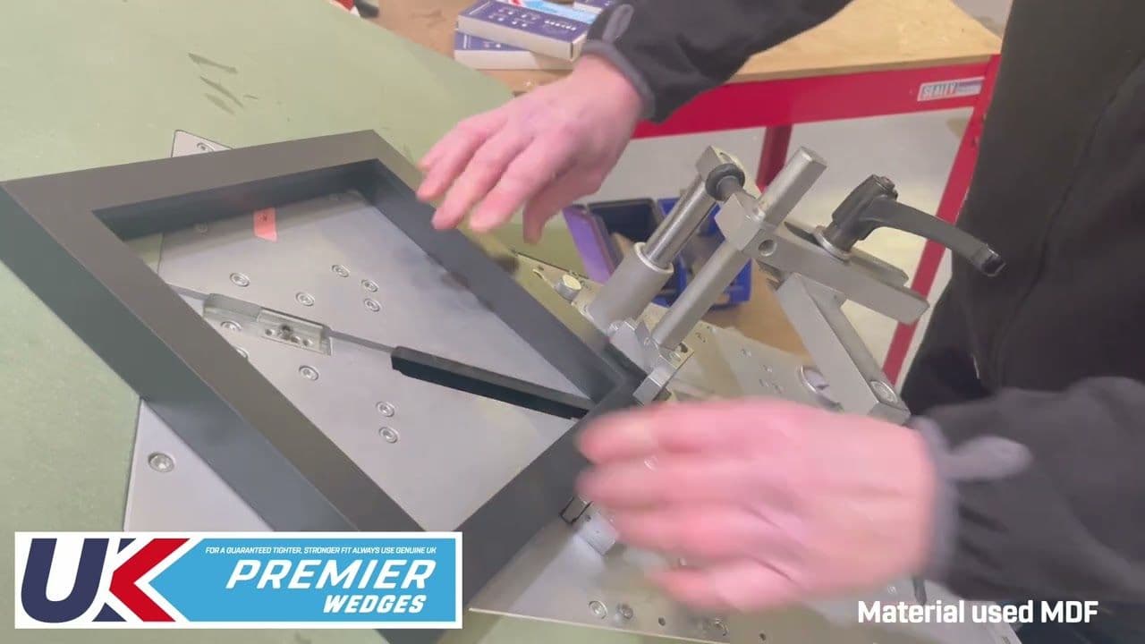 UK Premier UNI Framing Wedges/V-Nails - 12mm Softwood