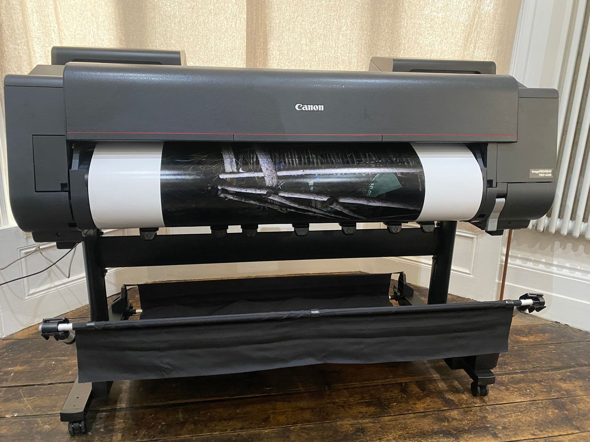 Canon imagePROGRAF PRO‑4600 – 44" Professional Large‑Format Printer ...