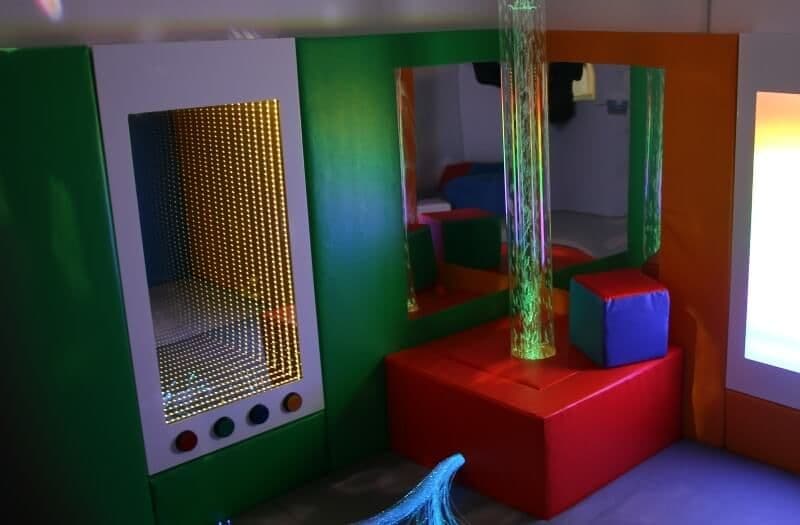 Infinity Panel with Built-in Buttons