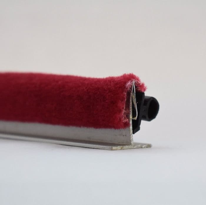 10 FABRIC COVERED SN 33 MOQUETTE RED PRICE PER METRE