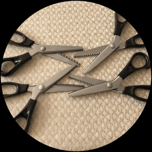 Scalloped Edged Scissor