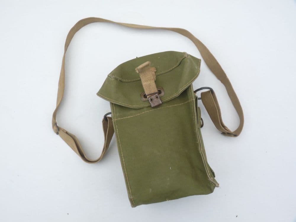 British WW2 military gas-mask case 1944 dated