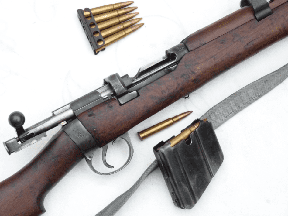 Deactivated SMLE mk3 Australian made 1943 dated matching s/numbers SOLD