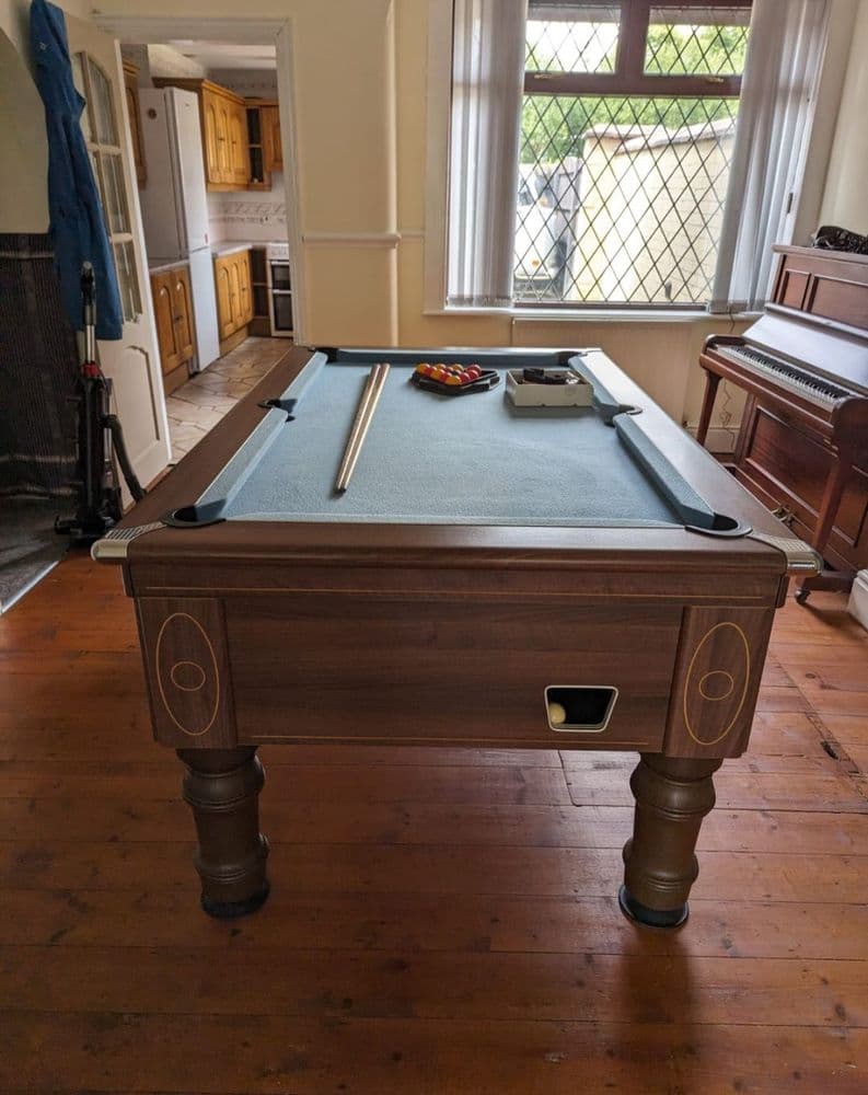 6 ft Supreme Prince Walnut Finish Pool table Coin opp