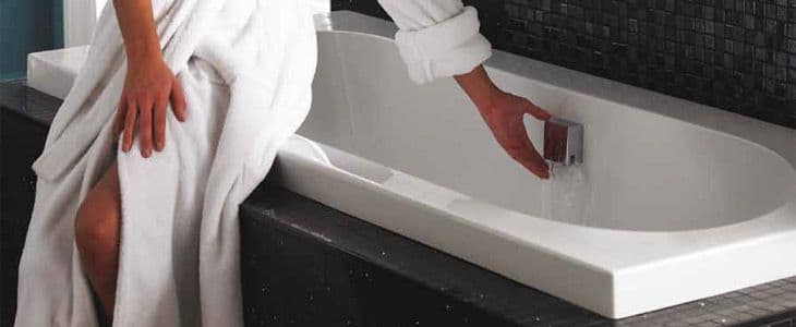 Hudson Reed Super Deep Double Ended Round Bath and Panel option