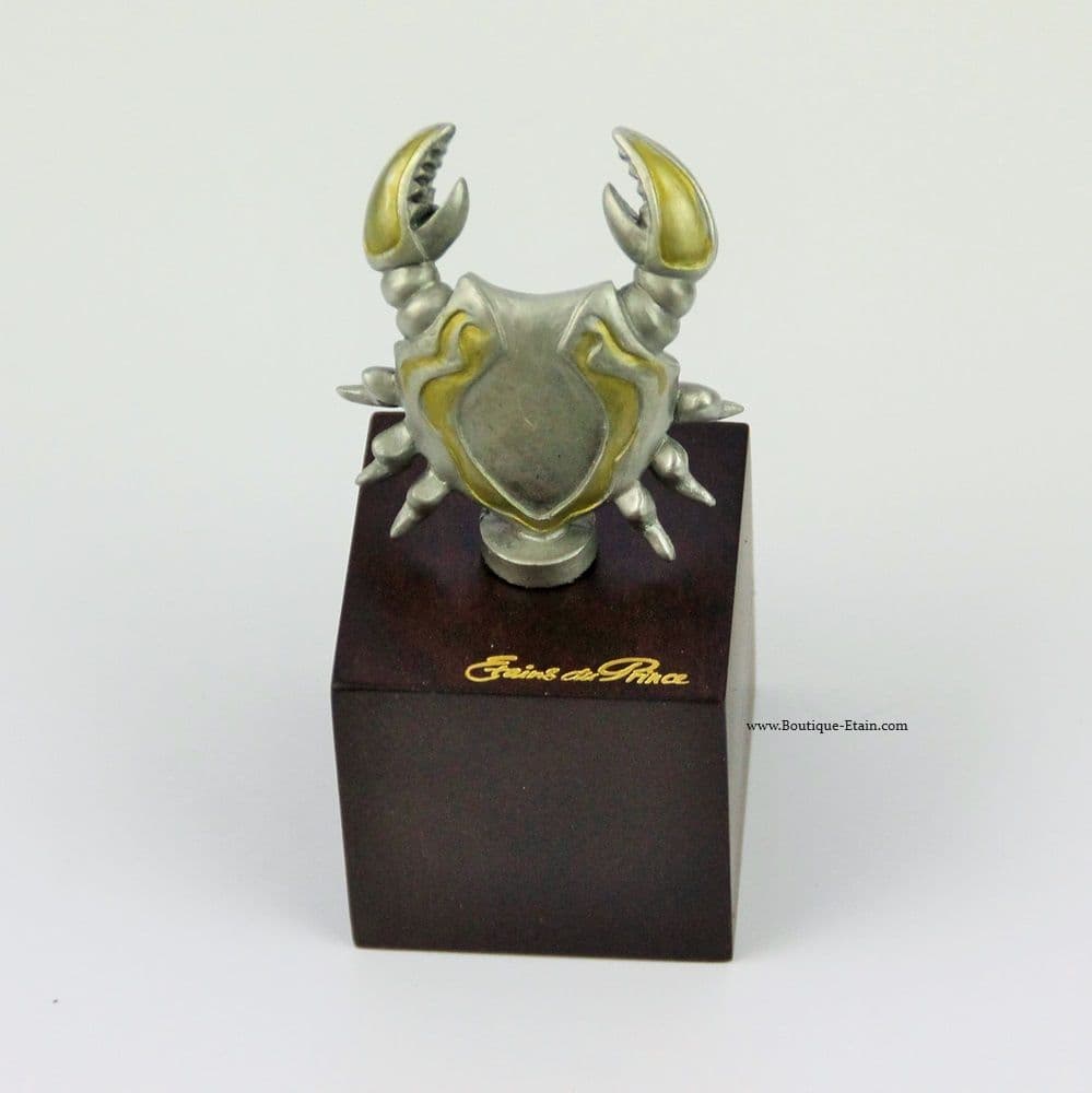 DESTOCKAGE -40 Figurine zodiacale Cancer en étain sur socle bois