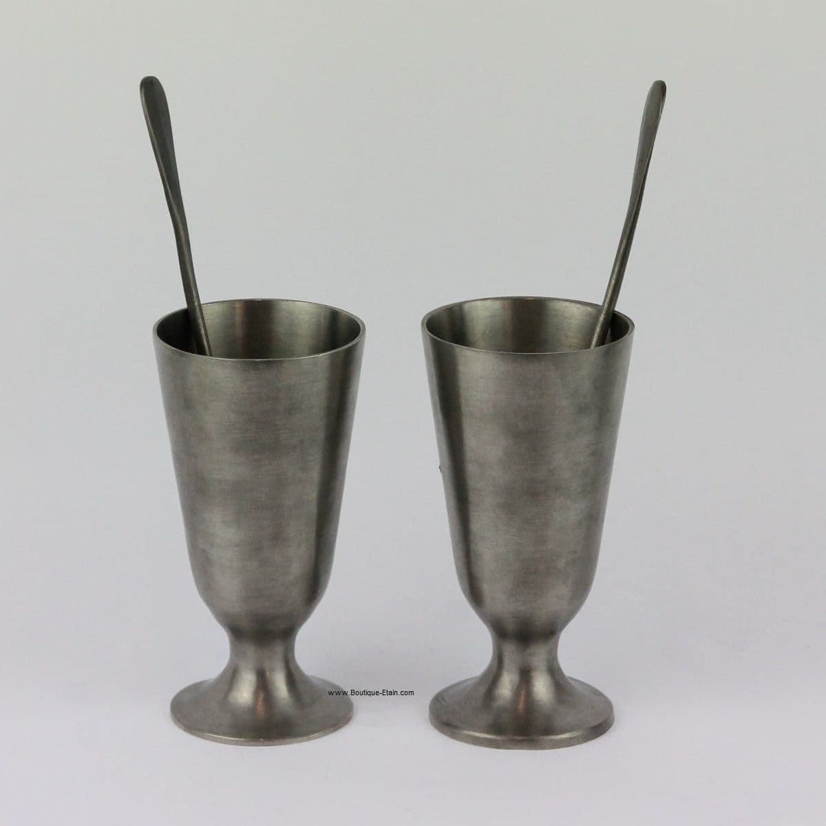 Ensemble de 2 Mazagrans en étain