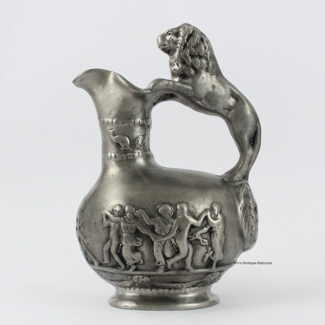 Vase antique Lion en étain massif