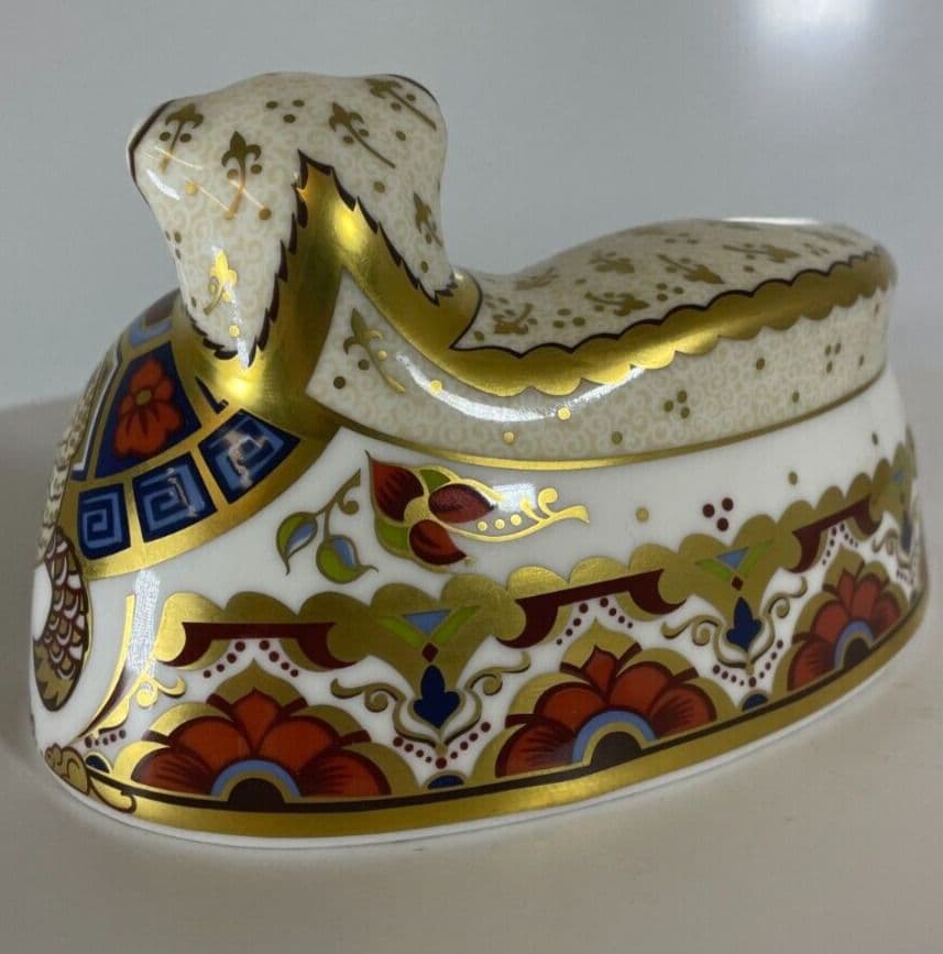 Royal Crown Derby Lion Cub Paperweight