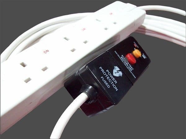 25m switched 6way socket rcd protected extension lead