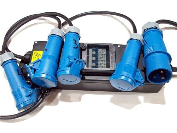 32amp 230v 3pin inlet to 4off MCB protected 16amp outlets