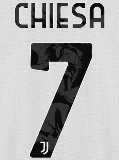 2022-23 Juventus CHIESA 7 Home Shirt Official Football Name Number Set