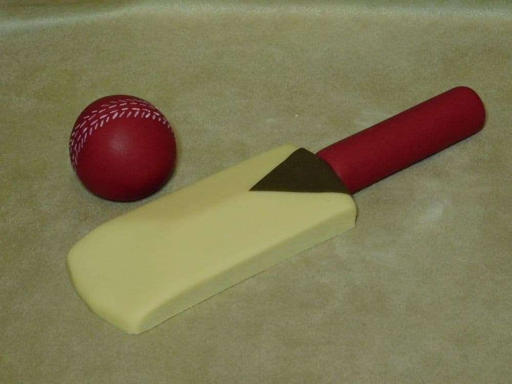 Cricket Bat & Ball Cake Topper