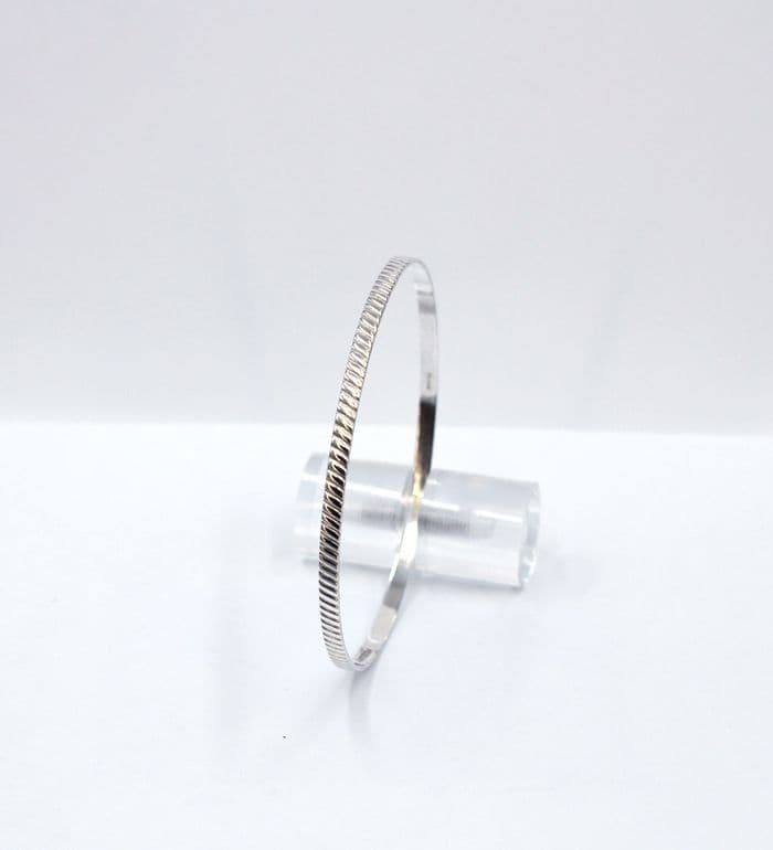 Stunning Handmade 3mm Solid 925 Silver Round Ridged Slave Bangle