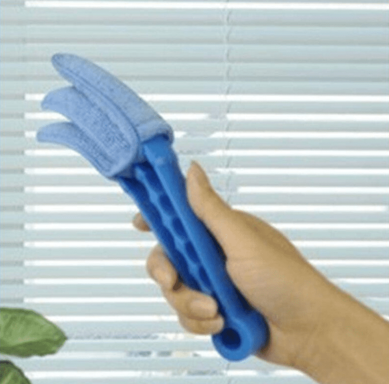 1 X Microfibre Window Blind Cleaner