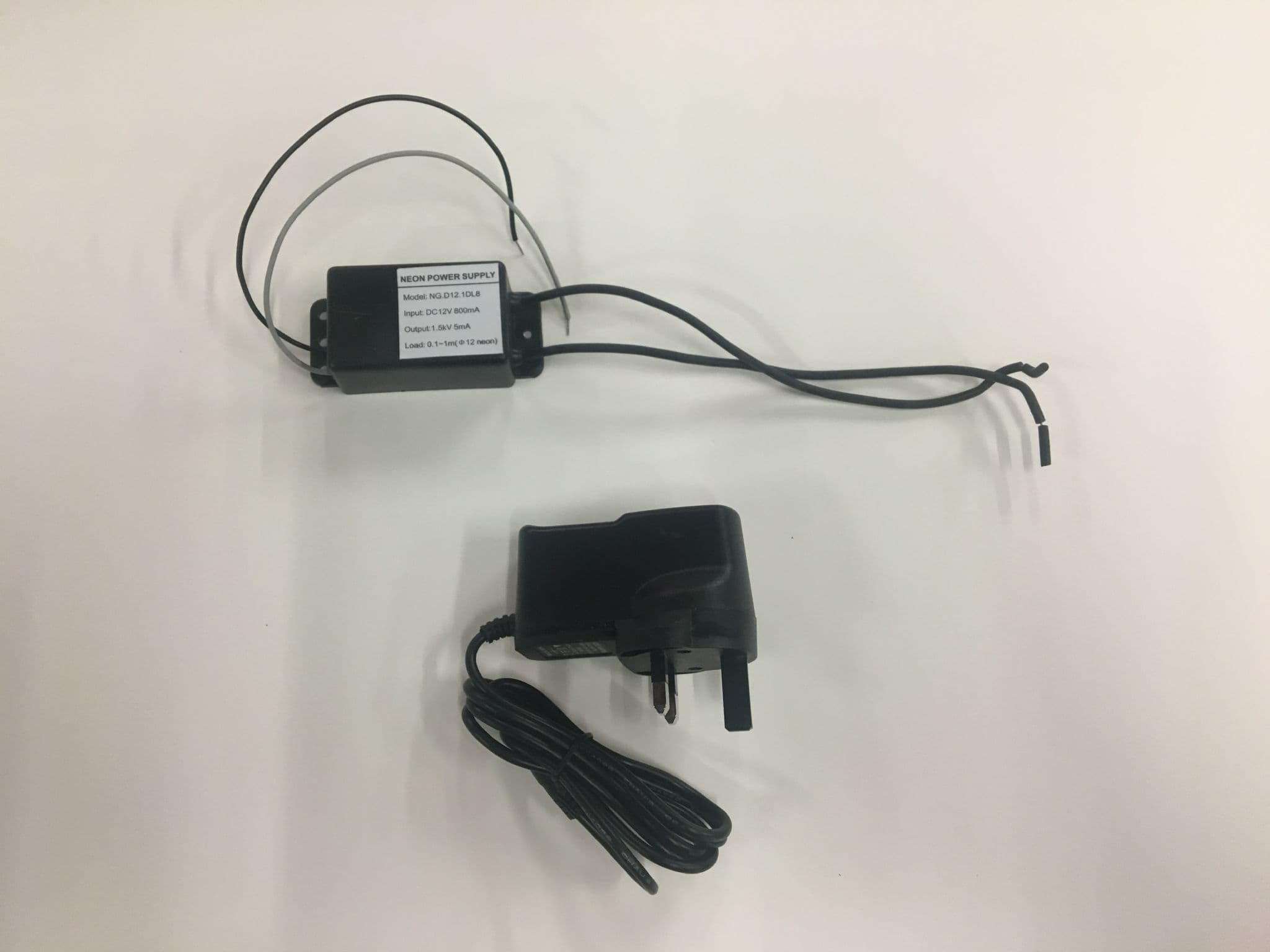 Neon Power Supply 1 5kV 5mA - 12V