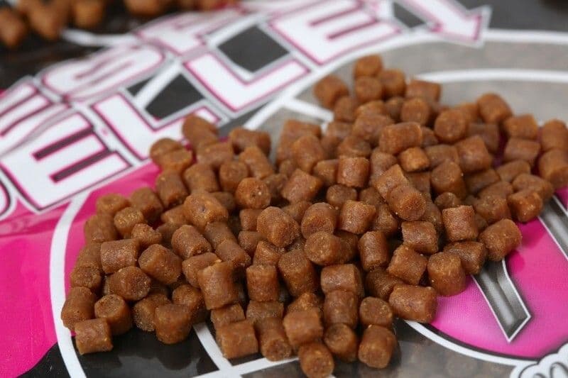 Mainline Response Pellet Activ-8 5mm