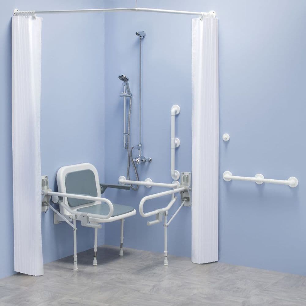 Bariatric Shower pack with curtains and exposed showers - White