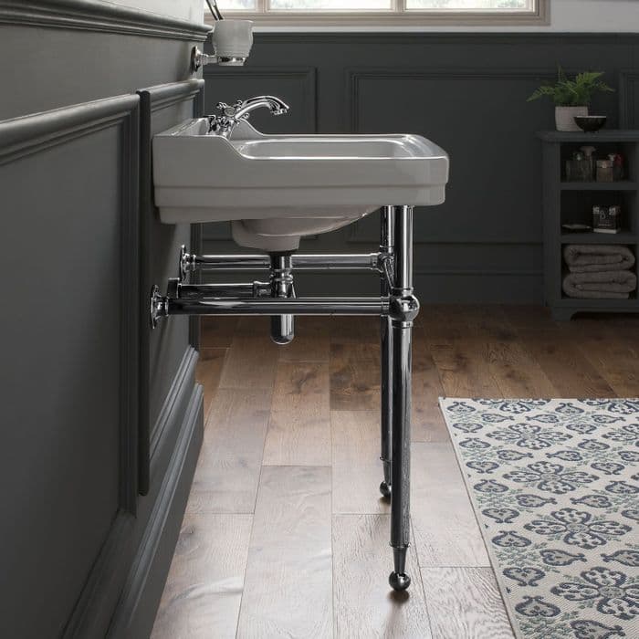 Healey & Lord Classic Collection Wash Basin with Metal Basin Stand