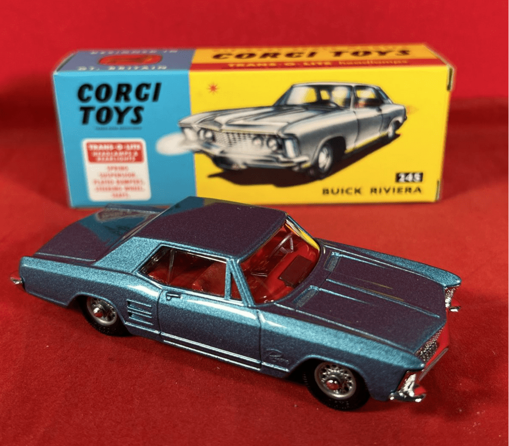 Corgi Model Club 245 Buick Riviera - Mint & Boxed