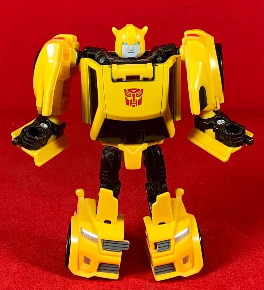 Transformers Generations Titans Return Bumblebee - Legends Class ...