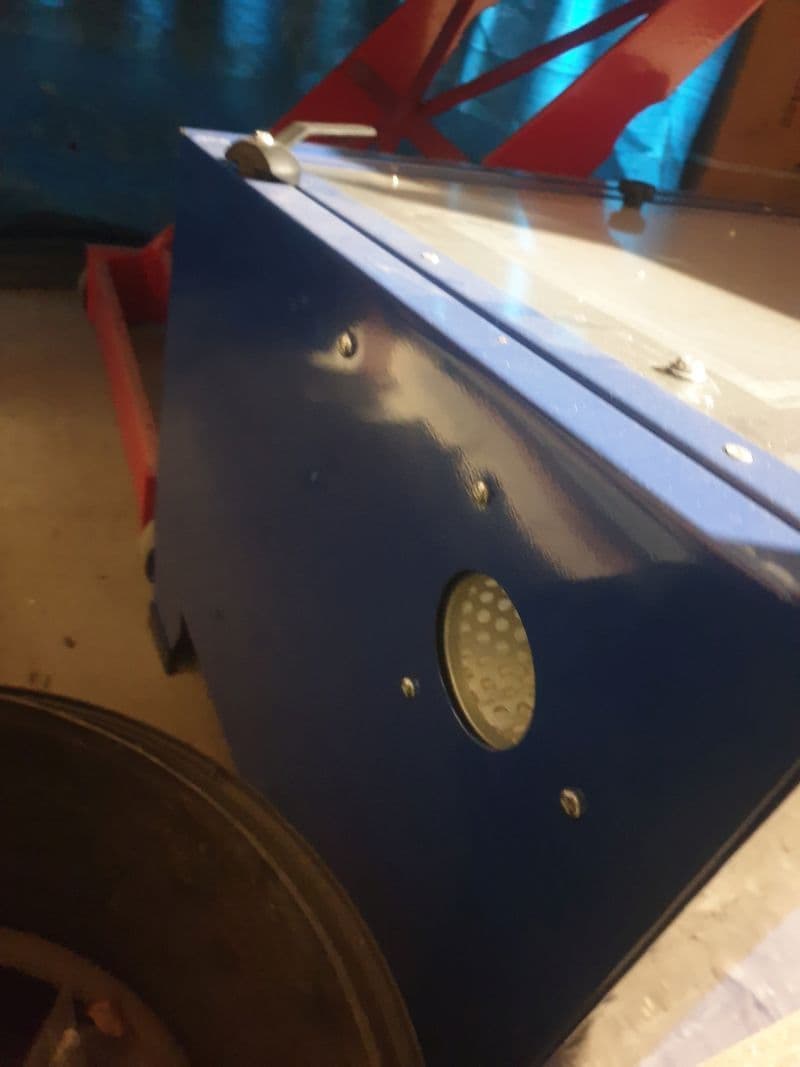 Flange fitting for Bench Top Cabinet Extractor Port 18 Black