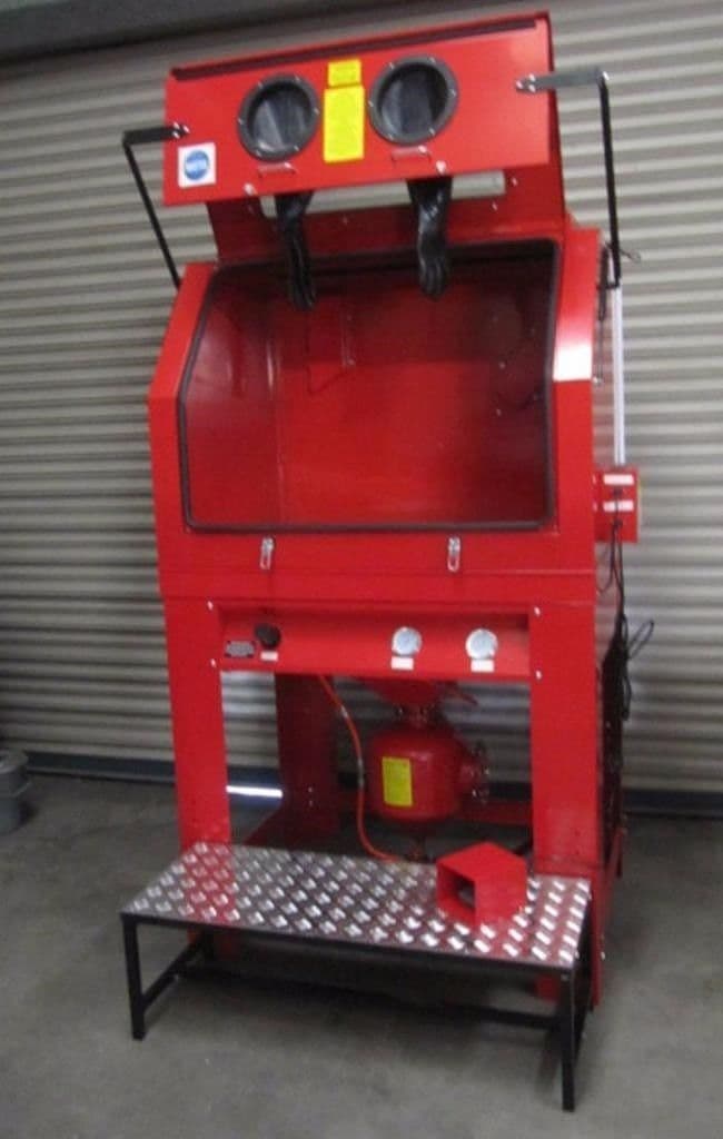 Pressure Blast Cabinet With Twin dust extractor PSBC990 -2