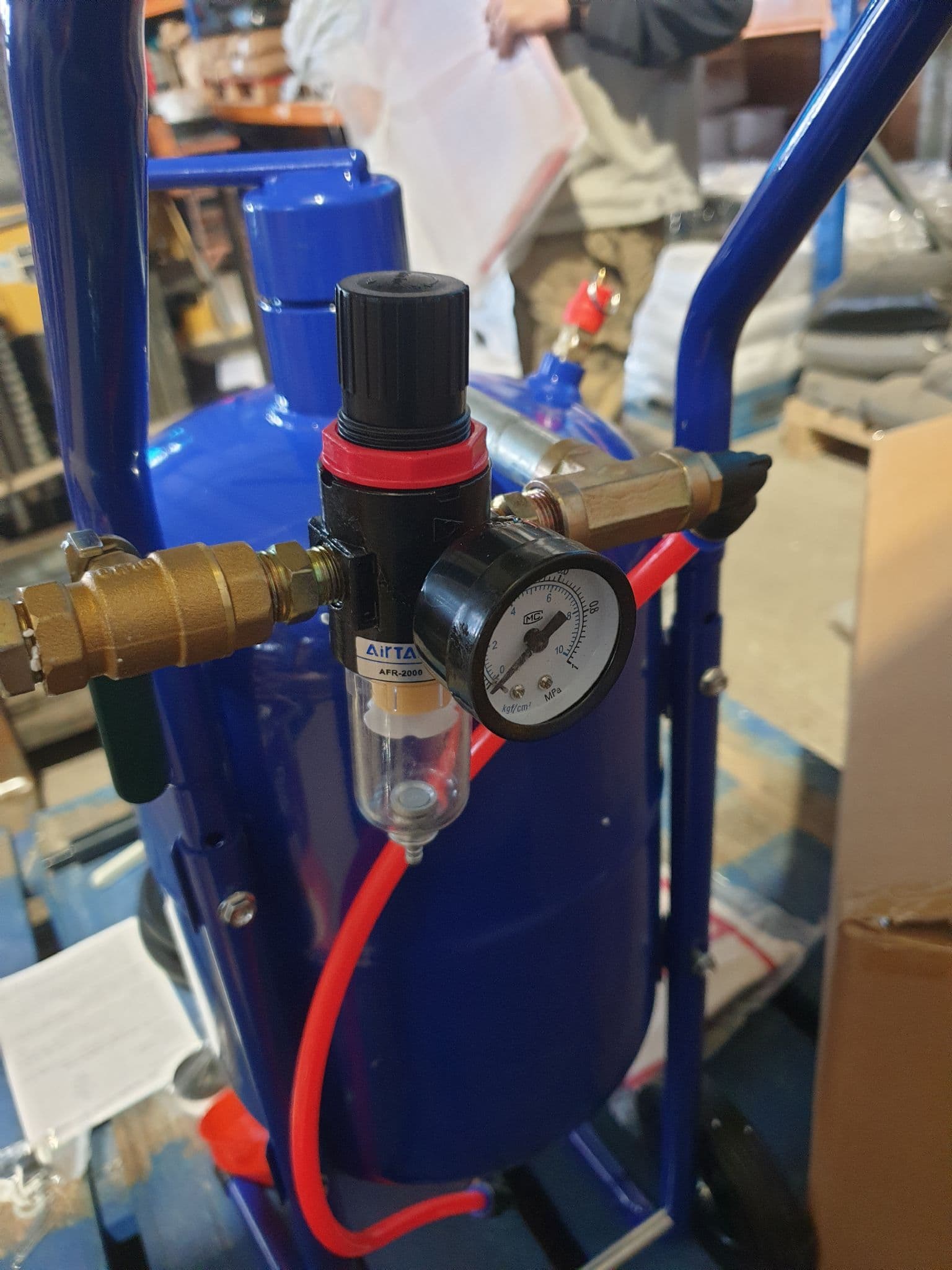 Sand Blast pressure Pot SB5 Grit Blast pot in Blue Small 5g