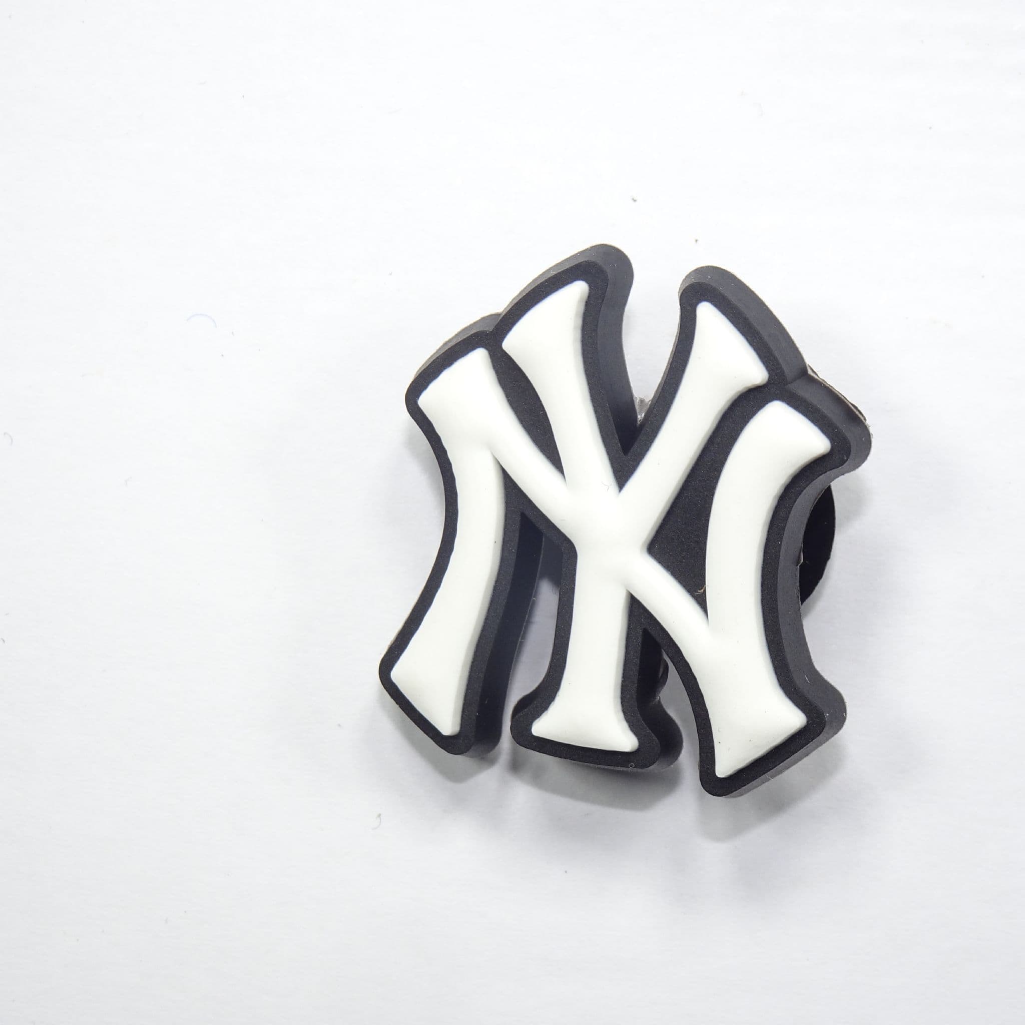 Yankees Logo Black And White New Era New York Yankees Casual Classic