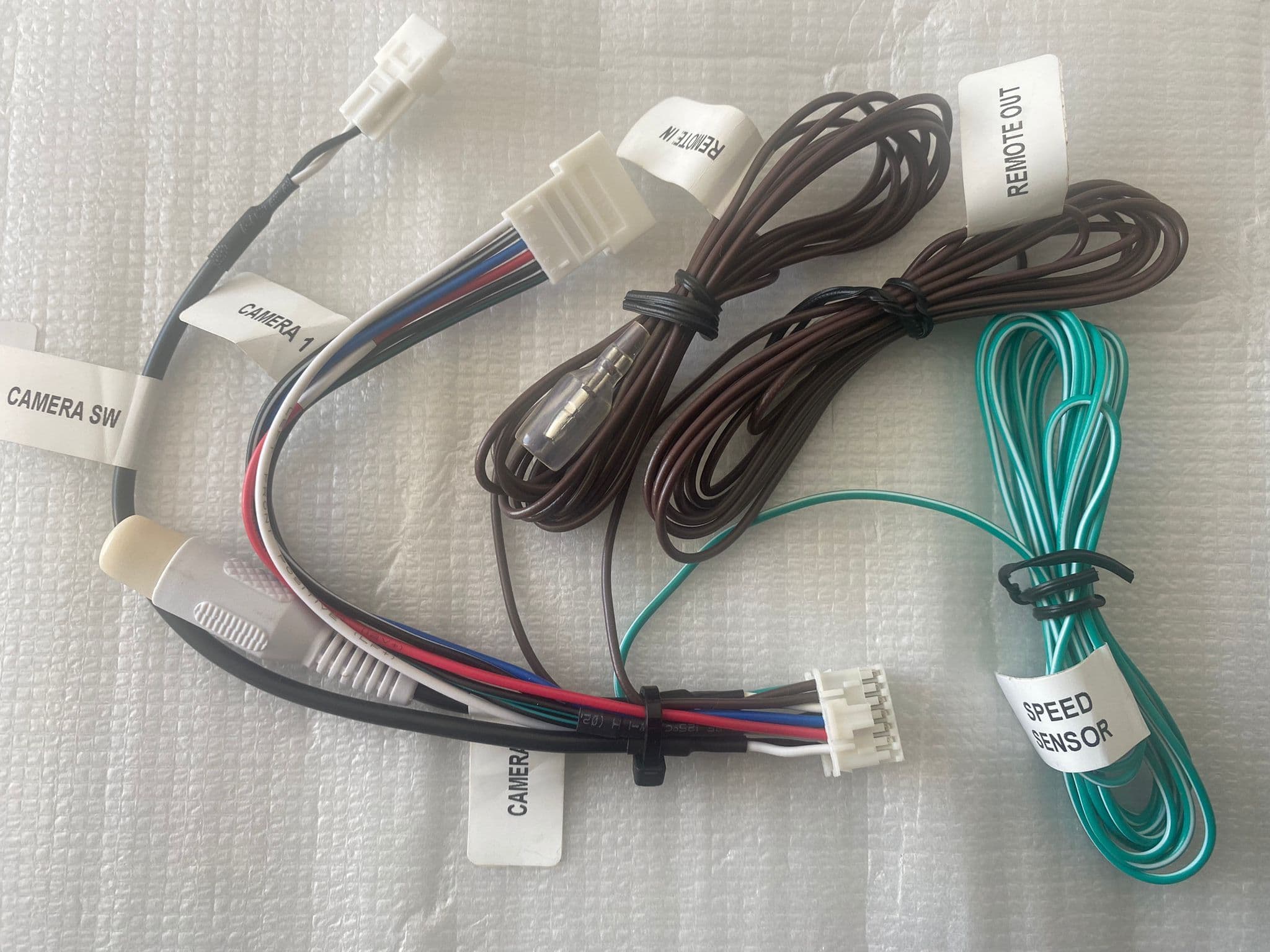 Alpine ICS-X8 ICSX8 ICS X8 Camera Lead IN & OUT in & out 14 pin Camera plug