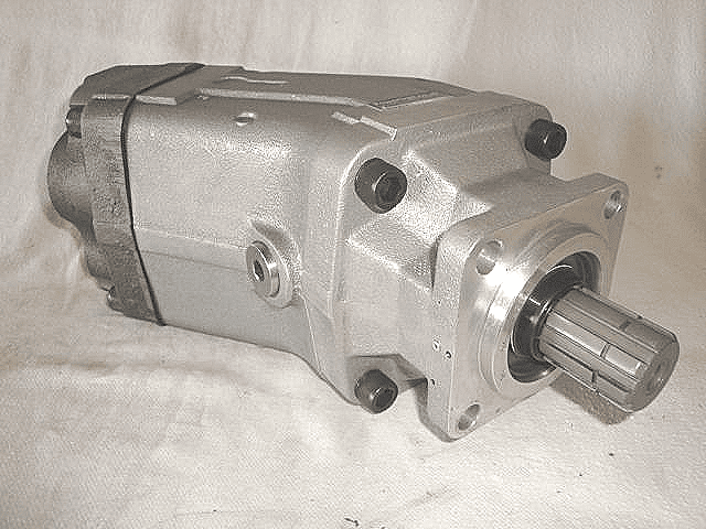 Twin Flow Bent Axis Piston Pump ISO 4 Bolt Fitting