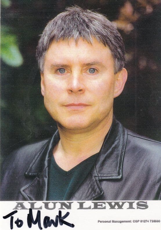 Alun Lewis Birds Of A Feather 2x Double Hand Signed Photo