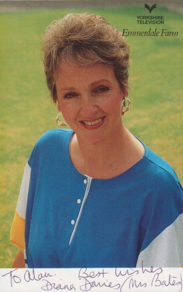 Caroline Bates Diana Davies Emmerdale Farm Early Career Hand Signed ...