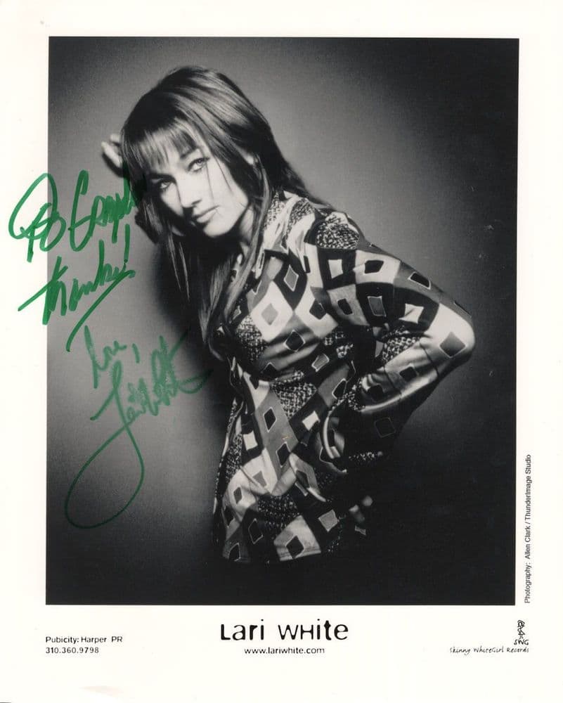 Cathy Tyson Mona Lisa Stunning 10x8 Hand Signed Photo