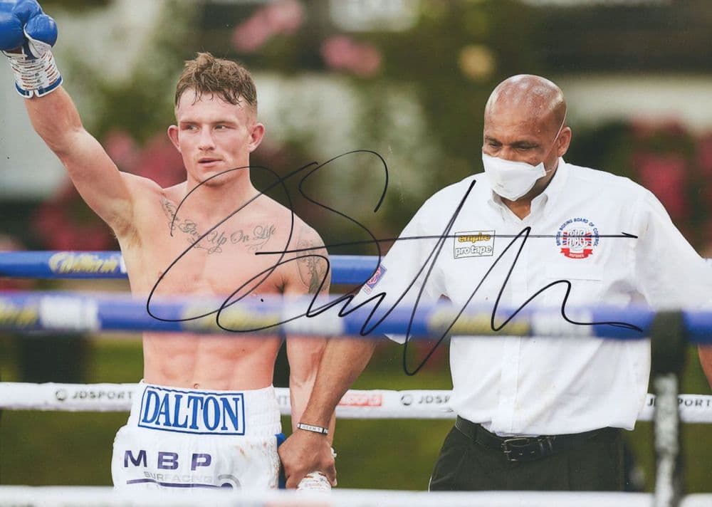 Dalton Smith British Boxer Giant 12x8 Hand Signed Photo