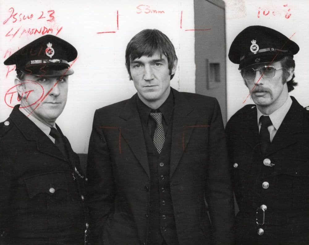 Derrick O Conner as Ray in The Fox 1980 ITV Show 10x8 TV Times Press Photo