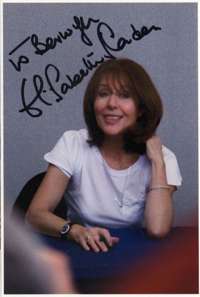 Elizabeth Sladen Sarah Jane Smith Dr Who Hand Signed Photo