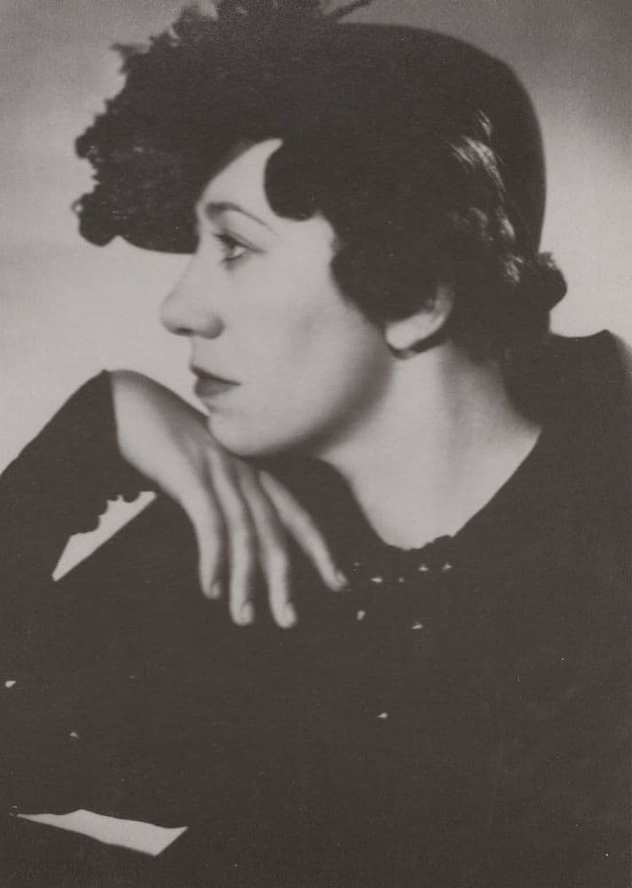 Flora Robson BBC Stars Of The Stage & Screen Rare Photo Postcard