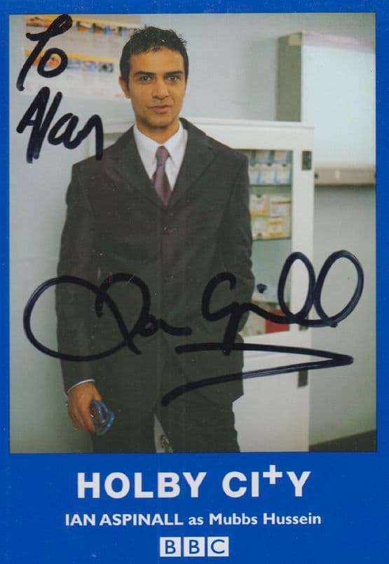 Ian Aspinall Mubbs Hussein Holby City BBC Rare Hand Signed Photo Cast Card