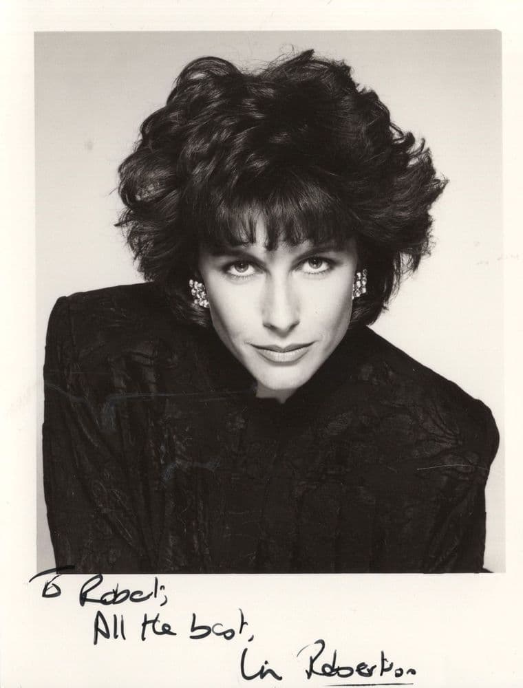 Liz Robertson of Alan Lerner Phantom Of The Opera Hand Signed Photo