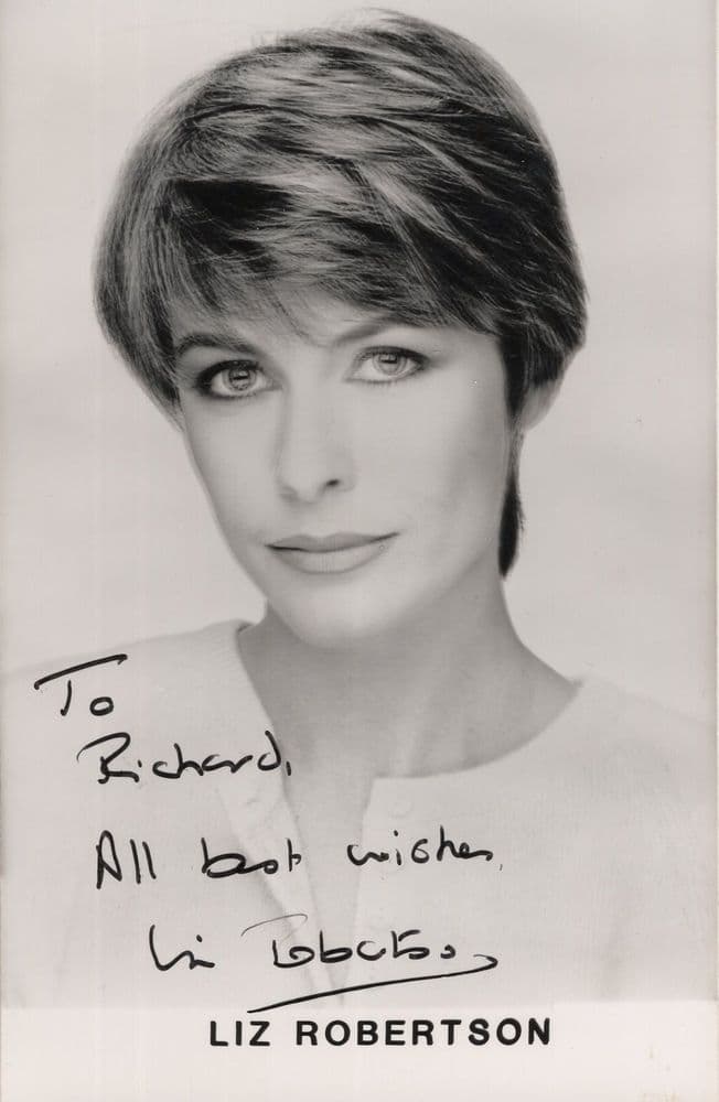 Liz Robertson Phantom Of The Opera Hand Signed Photo