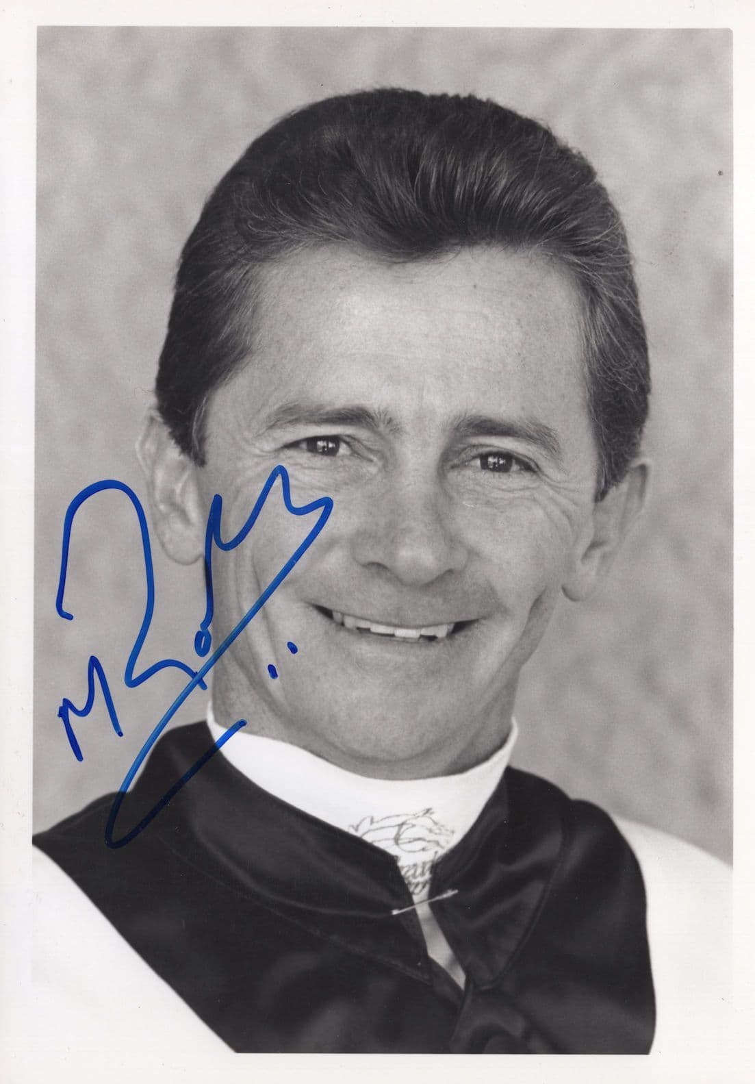 Michael Roberts South African Horse Racing Jockey Hand Signed Photo