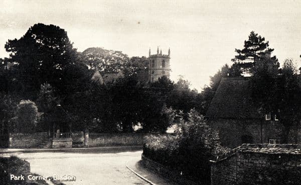 Park Corner Bladon Oxford Vintage Oxfordshire Real Photo Postcard MINT