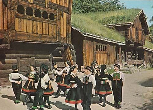 Setesdal Farm Farming House Folk Dance Dancing Norway Norwegian Photo ...
