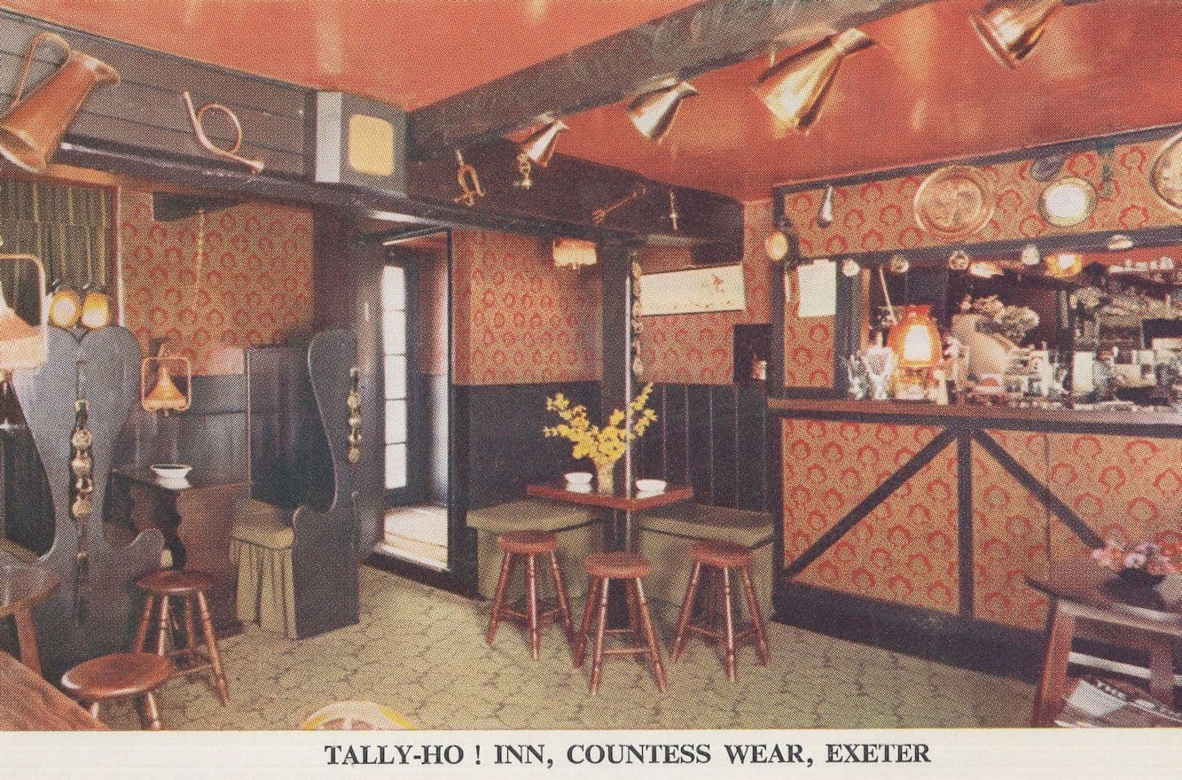 The Tally Ho Inn Countess Wear Exeter Village Pub 1980s Postcard